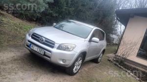 Toyota RAV4 2008 Jelgava, ar dzinēja tilpumu 2.20 L un nobraukumu 243 tūkst. km par 4000 €, foto 6 vietnē AUTOMOTO.COM.LV