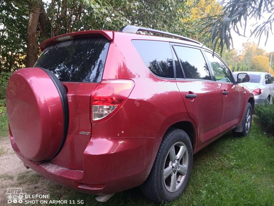 Toyota RAV4 2008 in Salcininkai, with an engine capacity of 2.40 L and mileage of 206 thousand km for 4500 €, photo 1 on AUTOMOTO.COM.LV