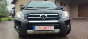 Toyota RAV4 2008 in Utena, with an engine capacity of 2.20 L and mileage of 250 thousand km for 4900 €, photo 9 on AUTOMOTO.COM.LV