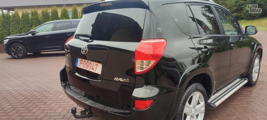 Toyota RAV4 2008 in Utena, with an engine capacity of 2.20 L and mileage of 250 thousand km for 4900 €, photo 18 on AUTOMOTO.COM.LV