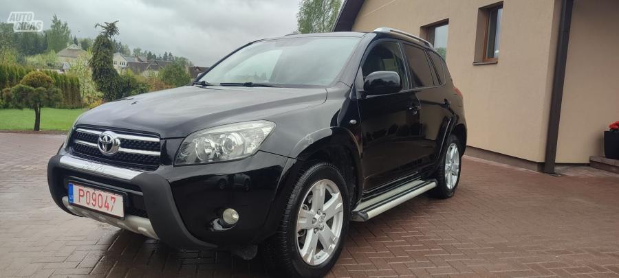 Toyota RAV4 2008 in Utena, with an engine capacity of 2.20 L and mileage of 250 thousand km for 4900 €, photo 23 on AUTOMOTO.COM.LV