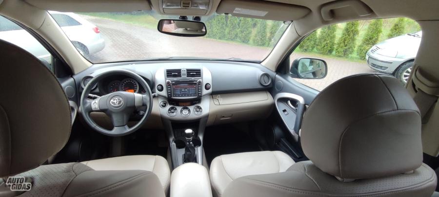 Toyota RAV4 2008 in Utena, with an engine capacity of 2.20 L and mileage of 250 thousand km for 4900 €, photo 31 on AUTOMOTO.COM.LV