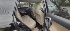 Toyota RAV4 2008 in Utena, with an engine capacity of 2.20 L and mileage of 250 thousand km for 4900 €, photo 35 on AUTOMOTO.COM.LV