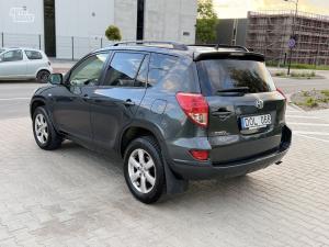 Toyota RAV4 2008 Viļņa, ar dzinēja tilpumu 2.00 L un nobraukumu 250 tūkst. km par 5500 €, foto 4 vietnē AUTOMOTO.COM.LV