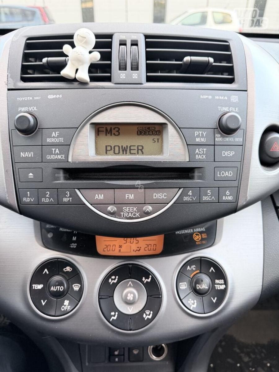 Toyota RAV4 2008 Viļņa, ar dzinēja tilpumu 2.00 L un nobraukumu 250 tūkst. km par 5500 €, foto 14 vietnē AUTOMOTO.COM.LV