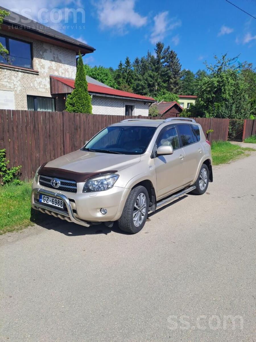 Тойота РАВ 4 2008 в Рига, объемом двигателя 2.20 л и пробегом 268 тыс. км за 3800 €, фото 4 на AUTOMOTO.COM.LV