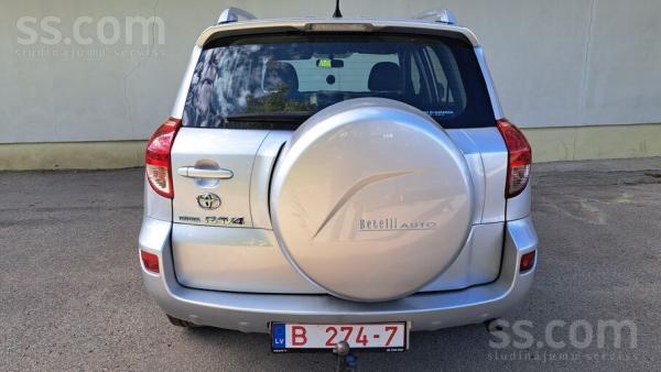 Toyota RAV4 2008 in Ogre, with an engine capacity of 2.20 L and mileage of 298 thousand km for 5750 €, photo 7 on AUTOMOTO.COM.LV