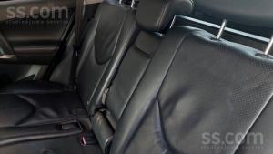 Toyota RAV4 2008 in Riga, with an engine capacity of 2.20 L and mileage of 299 thousand km for 2950 €, photo 8 on AUTOMOTO.COM.LV