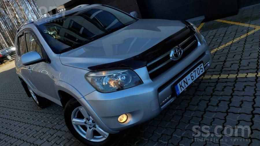 Toyota RAV4 2008 in Riga, with an engine capacity of 2.20 L and mileage of 299 thousand km for 2950 €, photo 30 on AUTOMOTO.COM.LV