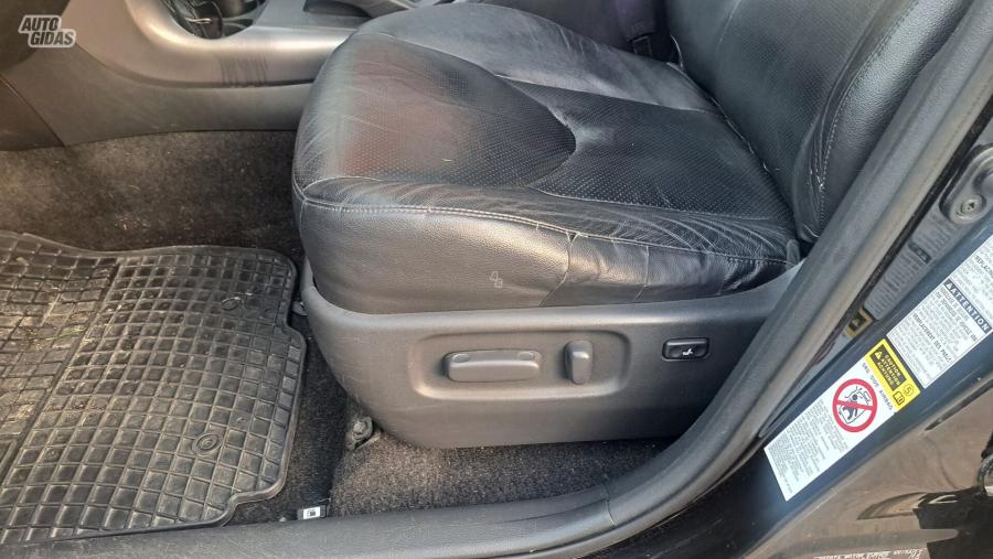 Toyota RAV4 2008 Šakiai, ar dzinēja tilpumu 2.20 L un nobraukumu 322 tūkst. km par 3750 €, foto 17 vietnē AUTOMOTO.COM.LV