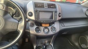 Toyota RAV4 2008 Šakiai, ar dzinēja tilpumu 2.20 L un nobraukumu 322 tūkst. km par 3750 €, foto 22 vietnē AUTOMOTO.COM.LV