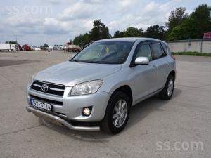 Toyota RAV4 2009 in Riga, with an engine capacity of 2.20 L and mileage of 0 thousand km for 3800 €, photo 2 on AUTOMOTO.COM.LV