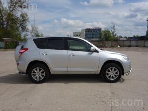 Toyota RAV4 2009 in Riga, with an engine capacity of 2.20 L and mileage of 0 thousand km for 3800 €, photo 10 on AUTOMOTO.COM.LV
