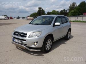 Toyota RAV4 2009 in Riga, with an engine capacity of 2.20 L and mileage of 0 thousand km for 3800 €, photo 13 on AUTOMOTO.COM.LV