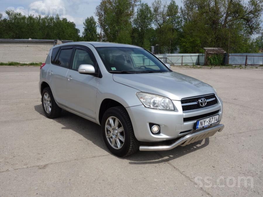 Toyota RAV4 2009 in Riga, with an engine capacity of 2.20 L and mileage of 0 thousand km for 3800 €, photo 14 on AUTOMOTO.COM.LV