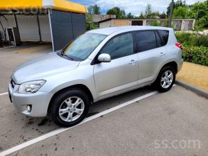 Toyota RAV4 2009 in Aizkraukle, with an engine capacity of 2.20 L and mileage of 409 thousand km for 4950 €, photo 8 on AUTOMOTO.COM.LV