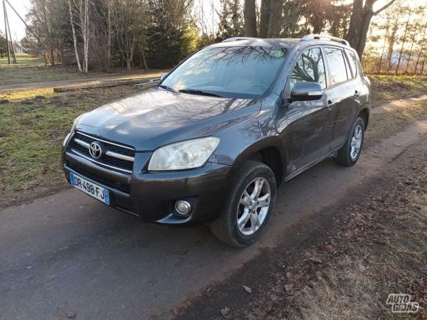 Toyota RAV4 2009 Tauragė, ar dzinēja tilpumu 2.20 L un nobraukumu 247 tūkst. km par 4900 €, foto 3 vietnē AUTOMOTO.COM.LV
