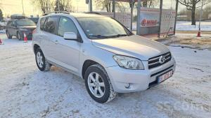 Toyota RAV4 2009 in Ogre, with an engine capacity of 2.20 L and mileage of 265 thousand km for 6350 €, photo 2 on AUTOMOTO.COM.LV
