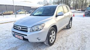 Toyota RAV4 2009 in Ogre, with an engine capacity of 2.20 L and mileage of 265 thousand km for 6350 €, photo 5 on AUTOMOTO.COM.LV