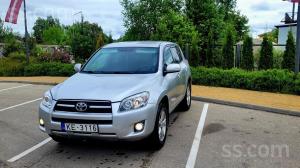 Toyota RAV4 2009 in Aizkraukle, with an engine capacity of 2.20 L and mileage of 433 thousand km for 4200 €, photo 10 on AUTOMOTO.COM.LV