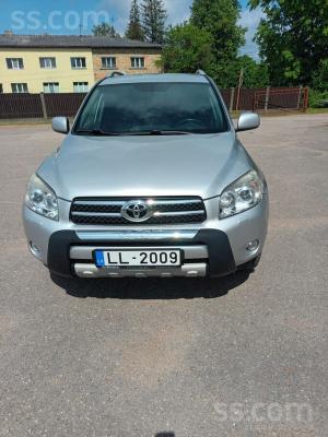 Toyota RAV4 2009 in Jelgava, with an engine capacity of 2.00 L and mileage of 278 thousand km for 5500 €, photo  on AUTOMOTO.COM.LV