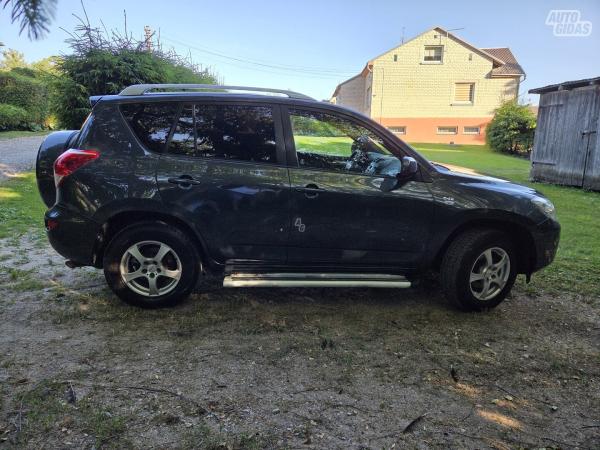 Toyota RAV4 2009 Ukmergė, ar dzinēja tilpumu 2.20 L un nobraukumu 211 tūkst. km par 5400 €, foto 7 vietnē AUTOMOTO.COM.LV
