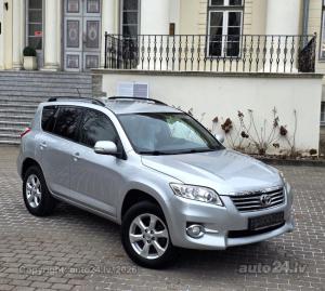 Toyota RAV4 2010 Tallina, ar dzinēja tilpumu 2.20 L un nobraukumu 200 tūkst. km par 7280 €, foto 2 vietnē AUTOMOTO.COM.LV
