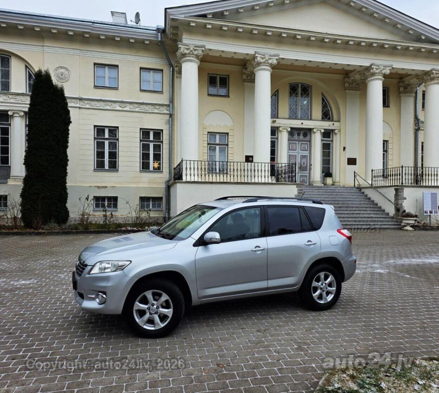 Toyota RAV4 2010 Tallina, ar dzinēja tilpumu 2.20 L un nobraukumu 200 tūkst. km par 7280 €, foto 8 vietnē AUTOMOTO.COM.LV