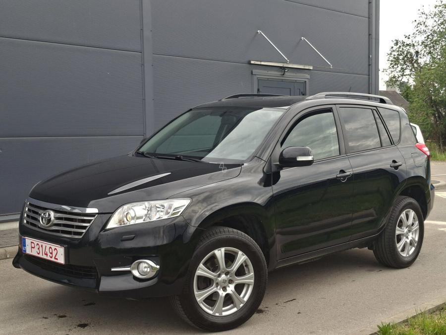 Toyota RAV4 2010 Šilutė, ar dzinēja tilpumu 2.20 L un nobraukumu 295 tūkst. km par 5999 €, foto 11 vietnē AUTOMOTO.COM.LV