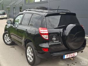 Toyota RAV4 2010 Šilutė, ar dzinēja tilpumu 2.20 L un nobraukumu 295 tūkst. km par 5999 €, foto 12 vietnē AUTOMOTO.COM.LV