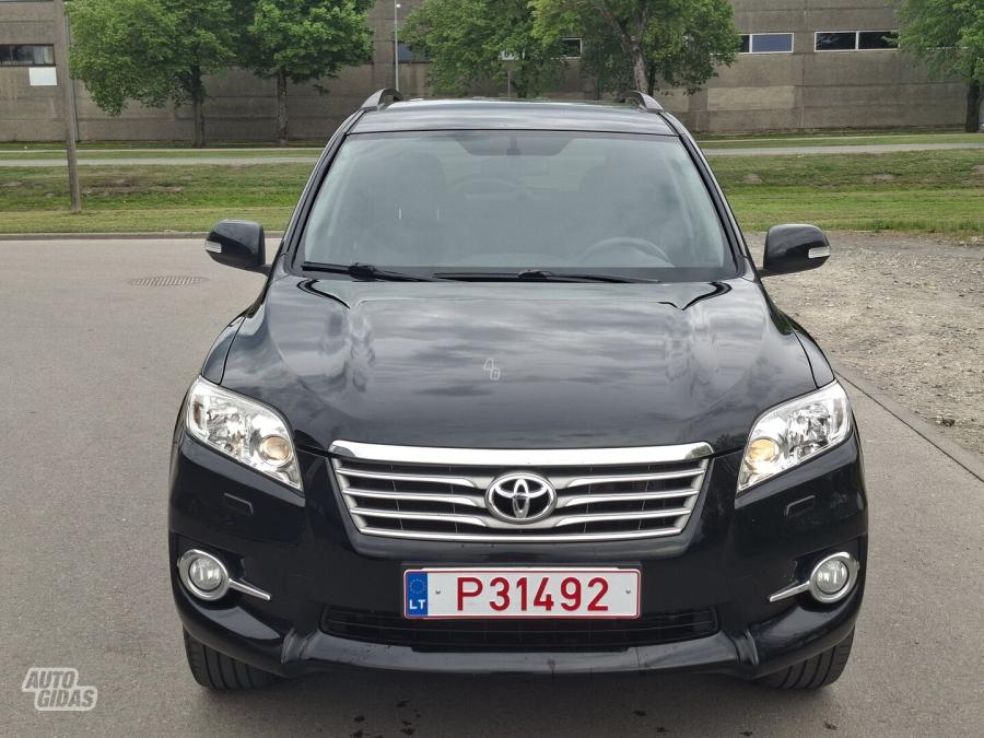 Toyota RAV4 2010 Šilutė, ar dzinēja tilpumu 2.20 L un nobraukumu 295 tūkst. km par 5999 €, foto 13 vietnē AUTOMOTO.COM.LV