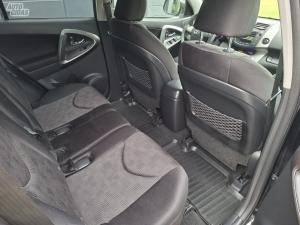 Toyota RAV4 2010 Šilutė, ar dzinēja tilpumu 2.20 L un nobraukumu 295 tūkst. km par 5999 €, foto 24 vietnē AUTOMOTO.COM.LV