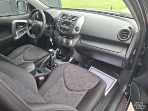 Toyota RAV4 2010 Šilutė, ar dzinēja tilpumu 2.20 L un nobraukumu 295 tūkst. km par 5999 €, foto 25 vietnē AUTOMOTO.COM.LV