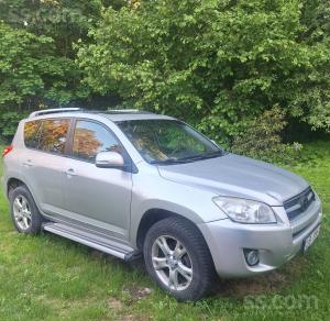 Toyota RAV4 2010 in Dobele, with an engine capacity of 2.20 L and mileage of 208 thousand km for 3600 €, photo  on AUTOMOTO.COM.LV