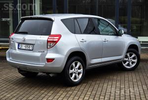 Toyota RAV4 2011 Tukums, ar dzinēja tilpumu 2.20 L un nobraukumu 280 tūkst. km par 8400 €, foto 4 vietnē AUTOMOTO.COM.LV
