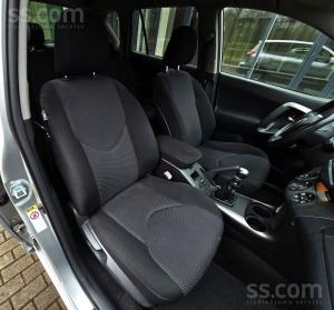 Toyota RAV4 2011 Tukums, ar dzinēja tilpumu 2.20 L un nobraukumu 280 tūkst. km par 8400 €, foto 8 vietnē AUTOMOTO.COM.LV