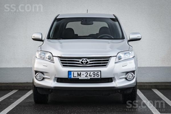 Toyota RAV4 2011 Rīga, ar dzinēja tilpumu 2.20 L un nobraukumu 0 tūkst. km par 6950 €, foto 2 vietnē AUTOMOTO.COM.LV