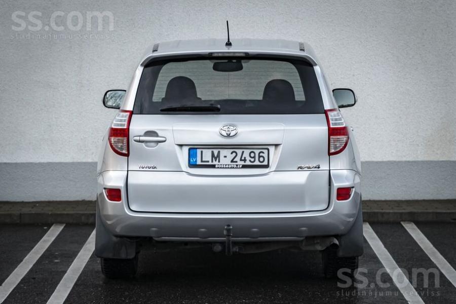 Toyota RAV4 2011 Rīga, ar dzinēja tilpumu 2.20 L un nobraukumu 0 tūkst. km par 6950 €, foto 5 vietnē AUTOMOTO.COM.LV