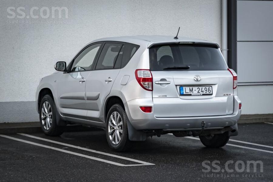 Toyota RAV4 2011 Rīga, ar dzinēja tilpumu 2.20 L un nobraukumu 0 tūkst. km par 6950 €, foto 6 vietnē AUTOMOTO.COM.LV
