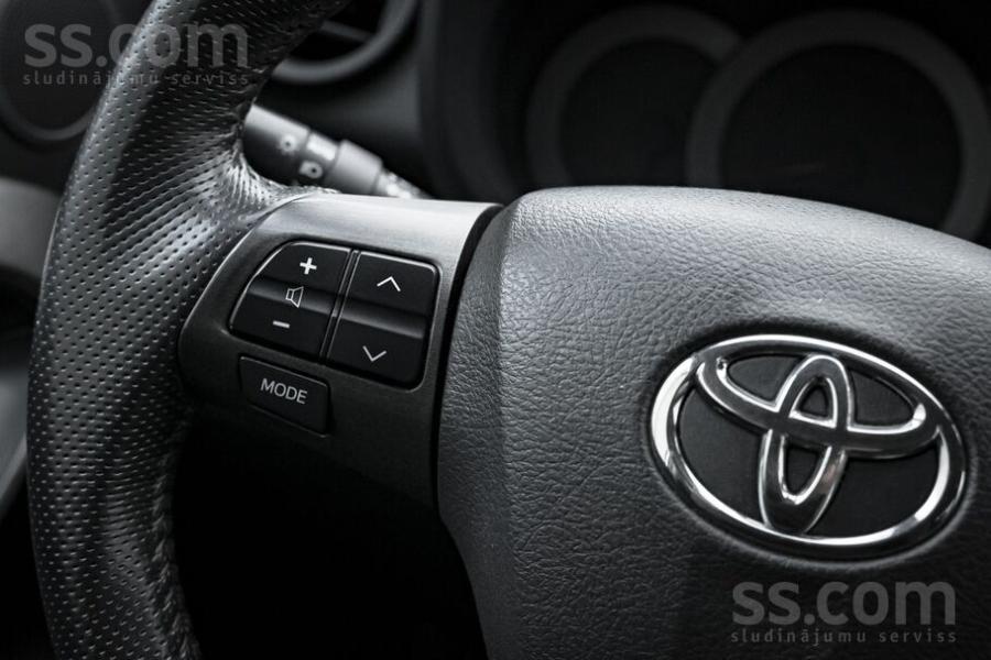 Toyota RAV4 2011 Rīga, ar dzinēja tilpumu 2.20 L un nobraukumu 0 tūkst. km par 6950 €, foto 18 vietnē AUTOMOTO.COM.LV