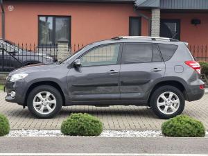 Toyota RAV4 2011 Tauragė, ar dzinēja tilpumu 2.23 L un nobraukumu 261 tūkst. km par 6700 €, foto 3 vietnē AUTOMOTO.COM.LV