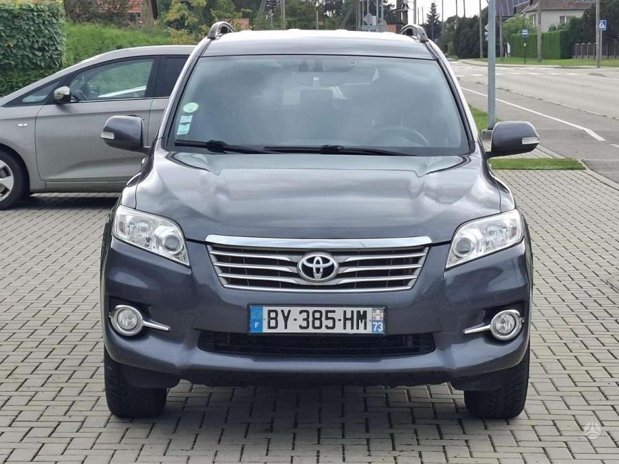 Toyota RAV4 2011 Tauragė, ar dzinēja tilpumu 2.23 L un nobraukumu 261 tūkst. km par 6700 €, foto 9 vietnē AUTOMOTO.COM.LV