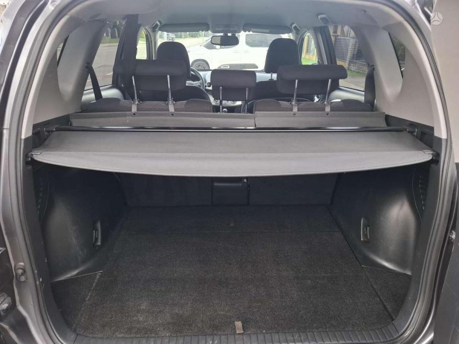 Toyota RAV4 2011 Tauragė, ar dzinēja tilpumu 2.23 L un nobraukumu 261 tūkst. km par 6700 €, foto 14 vietnē AUTOMOTO.COM.LV