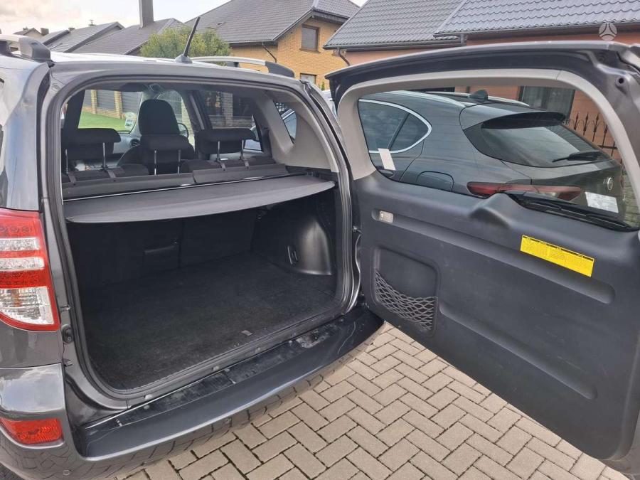 Toyota RAV4 2011 Tauragė, ar dzinēja tilpumu 2.23 L un nobraukumu 261 tūkst. km par 6700 €, foto 15 vietnē AUTOMOTO.COM.LV