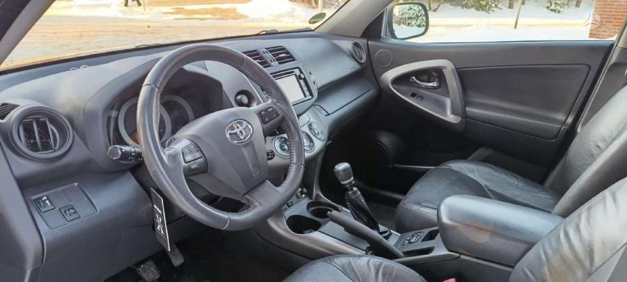 Toyota RAV4 2012 Viļņa, ar dzinēja tilpumu 2.20 L un nobraukumu 236 tūkst. km par 7200 €, foto 12 vietnē AUTOMOTO.COM.LV