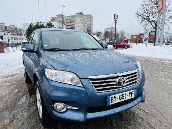 Toyota RAV4 2012 Kauņa, ar dzinēja tilpumu 2.23 L un nobraukumu 232 tūkst. km par 7850 €, foto 5 vietnē AUTOMOTO.COM.LV