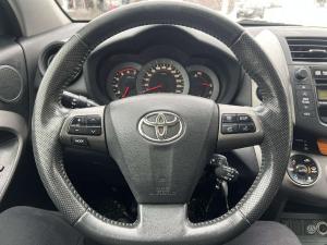Toyota RAV4 2012 Kauņa, ar dzinēja tilpumu 2.23 L un nobraukumu 232 tūkst. km par 7850 €, foto 18 vietnē AUTOMOTO.COM.LV