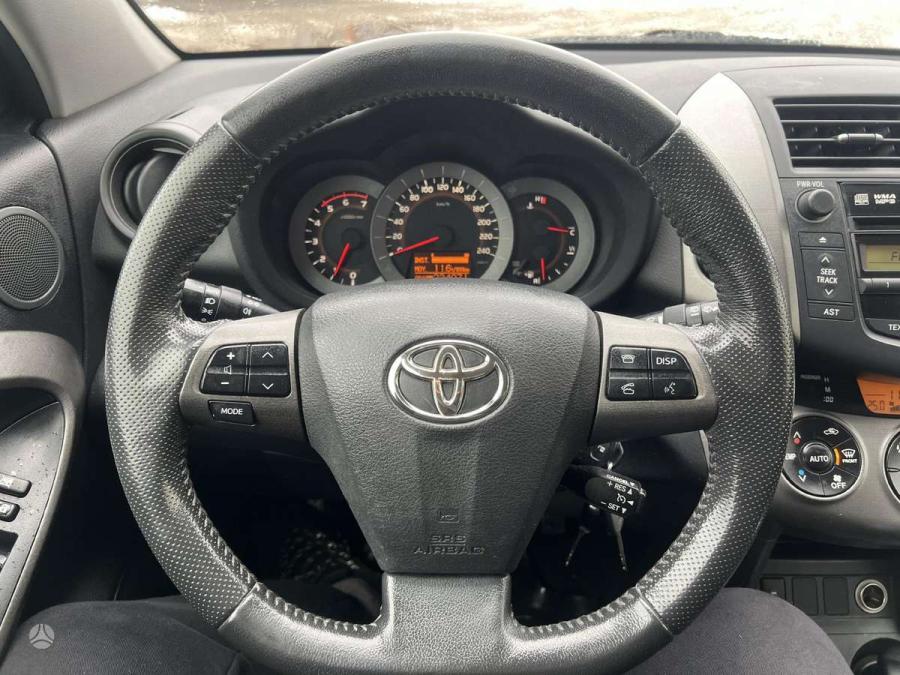 Toyota RAV4 2012 Kauņa, ar dzinēja tilpumu 2.23 L un nobraukumu 232 tūkst. km par 7850 €, foto 25 vietnē AUTOMOTO.COM.LV