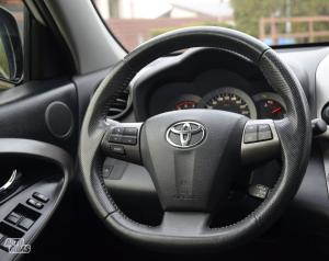 Toyota RAV4 2012 Kauņa, ar dzinēja tilpumu 2.20 L un nobraukumu 218 tūkst. km par 7650 €, foto 3 vietnē AUTOMOTO.COM.LV