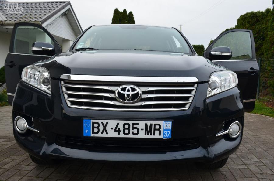 Toyota RAV4 2012 Kauņa, ar dzinēja tilpumu 2.20 L un nobraukumu 218 tūkst. km par 7650 €, foto 6 vietnē AUTOMOTO.COM.LV